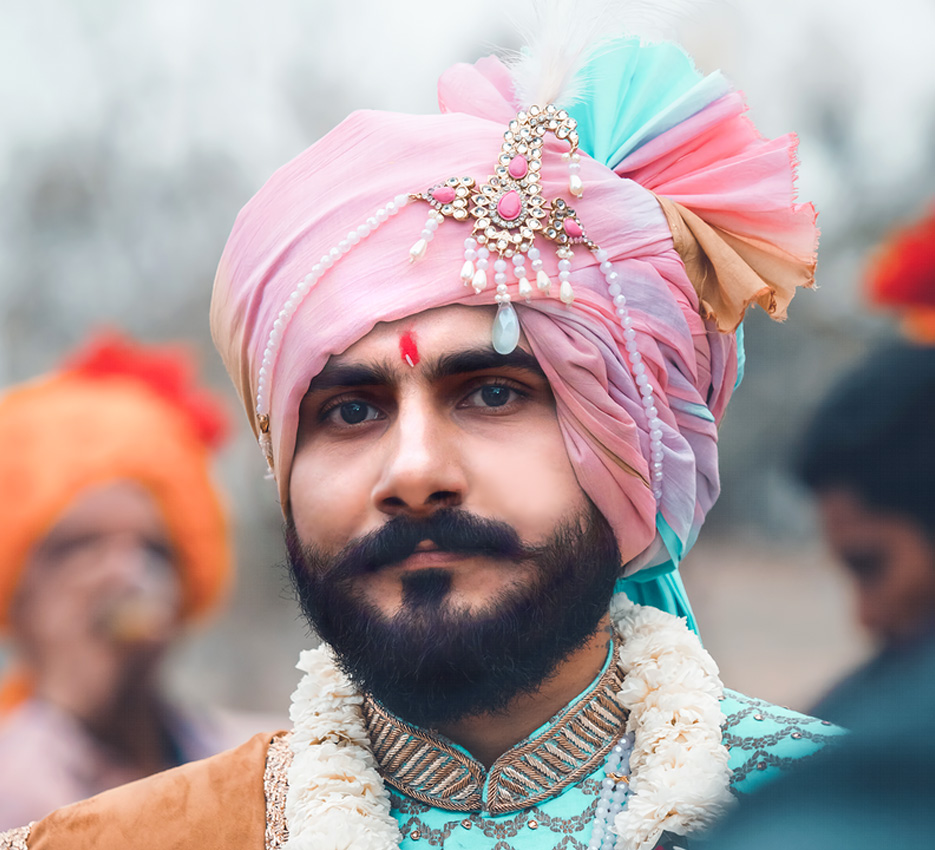 12 Trending Safas to up the Big-Day Look | Groom | WeddingSutra