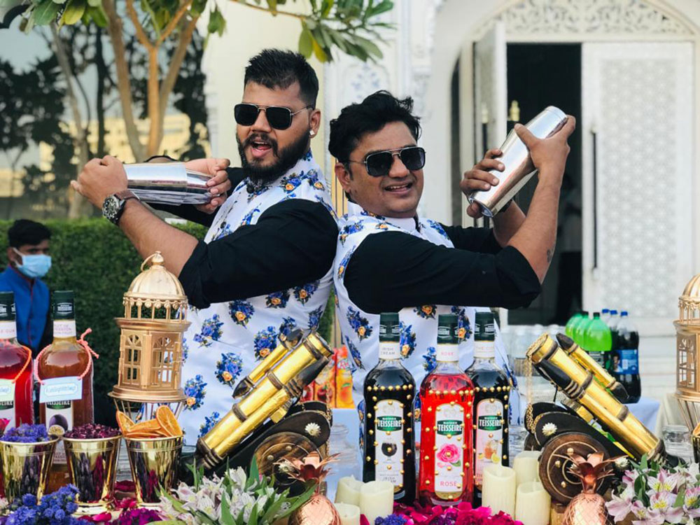 Bar Baraati | Wedding Party Bartenders | Mumbai, Pune & Goa ...