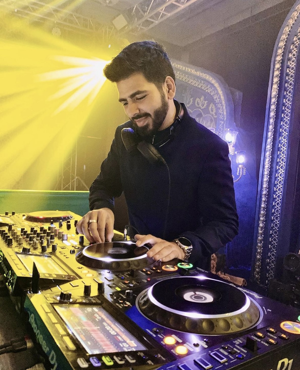 Shann V Gidwani | DJ Services | Mumbai | Weddingsutra