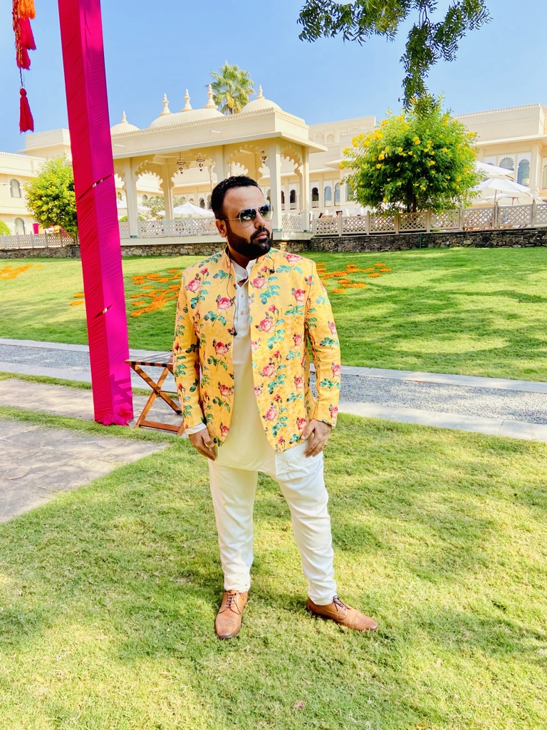 Varun Kapoor - The Showman, Anchor & Singer | DJ Serivices & Wedding ...