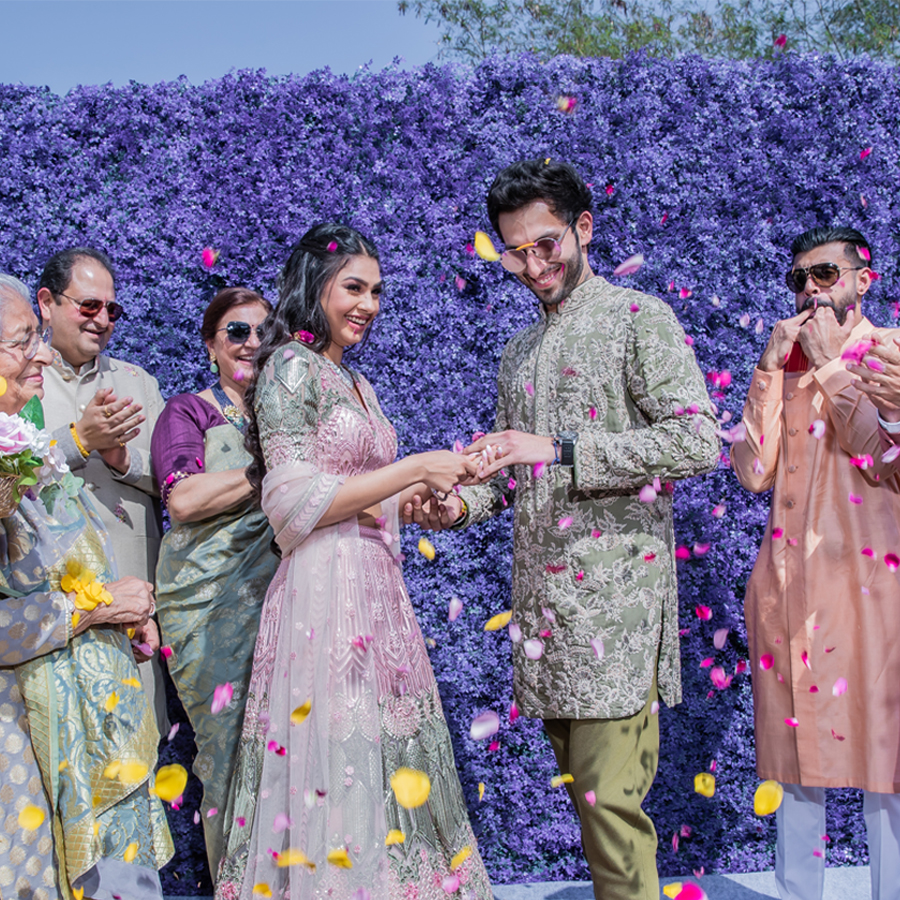 20+ Engagement outfits that stole our hearts! WeddingSutra