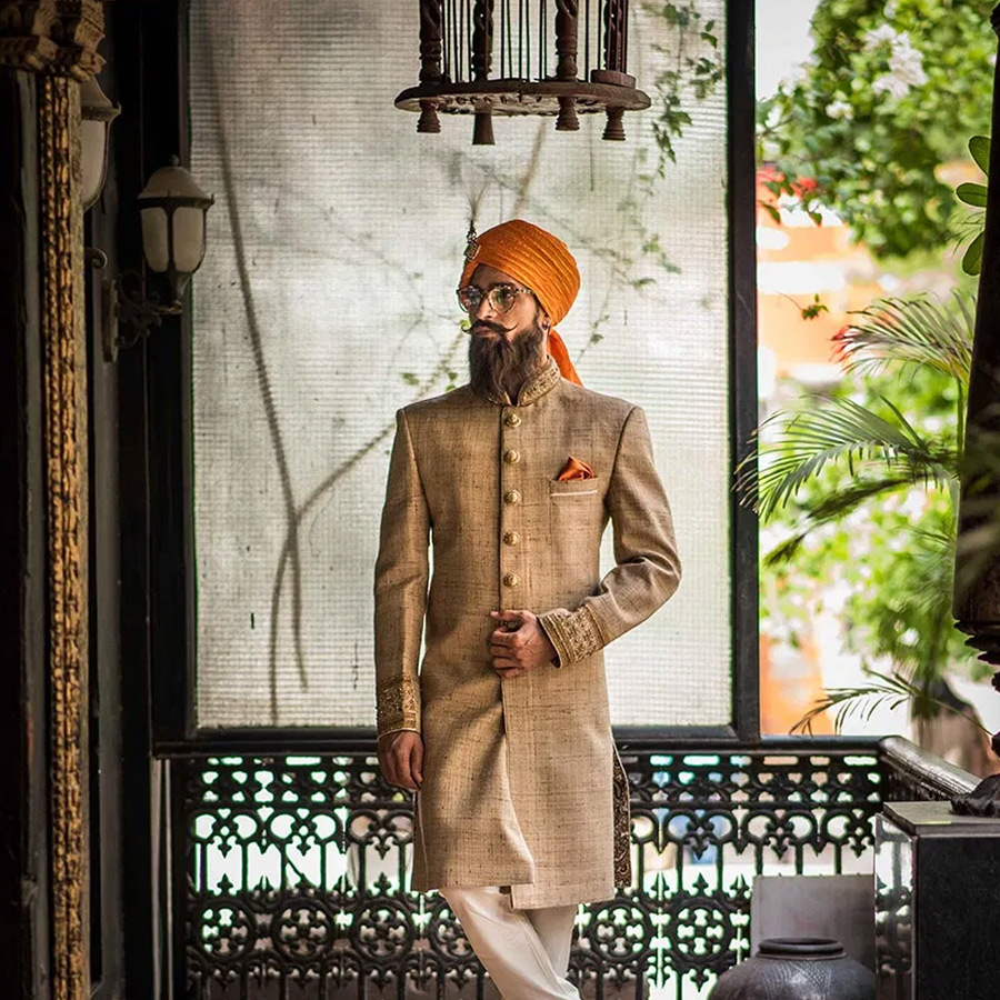 10 Stylish Ways to Wear A Safa | Groom | WeddingSutra