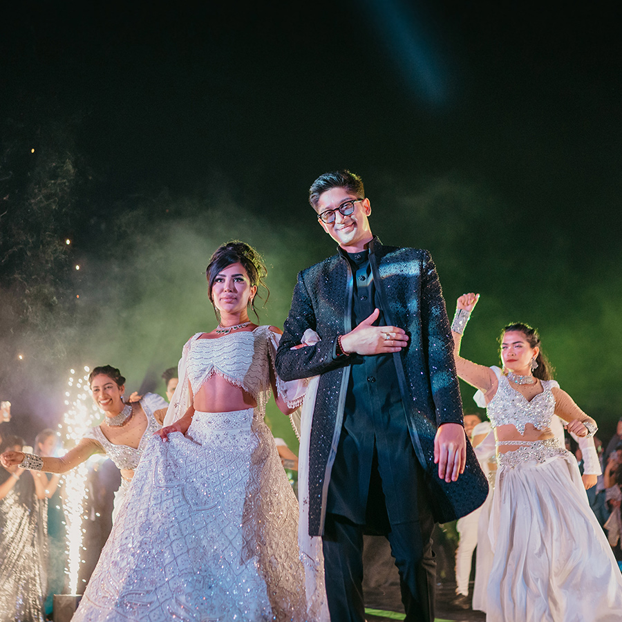 Suman Desai and Sami Belbase, Fort Island, Dubai | WeddingSutra