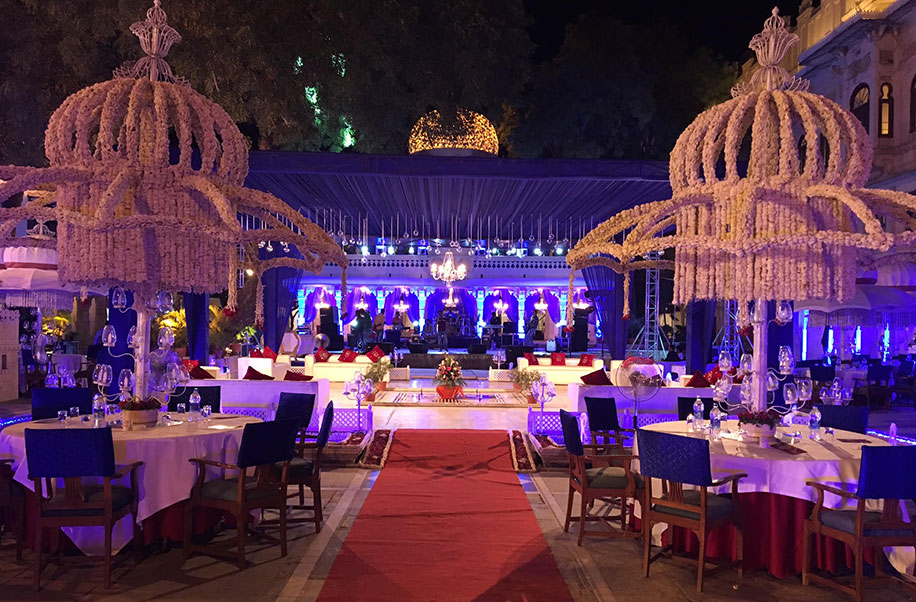 Young & Inspiring: Meet The Trending Wedding Designers