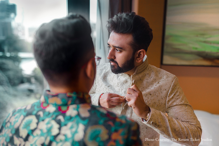 Devanshee and Vinit | Gujarat | WeddingSutra