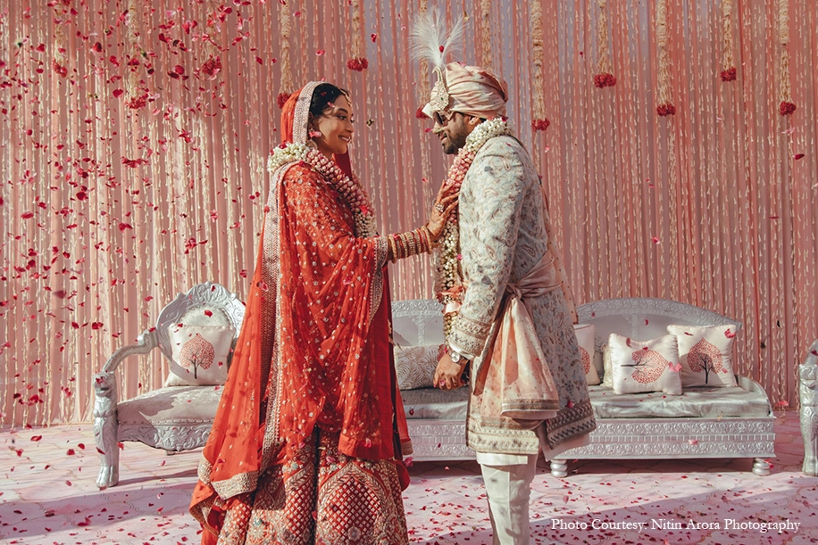 Shubhika Gupta and Ashutosh Bansal | The Gateway Resort Damdama Lake | Gurgaon | WeddingSutra